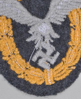 Regimentals | GERMAN THIRD REICH LUFTWAFFE PILOT OBSERVER'S BADGE IN CLOTH.
