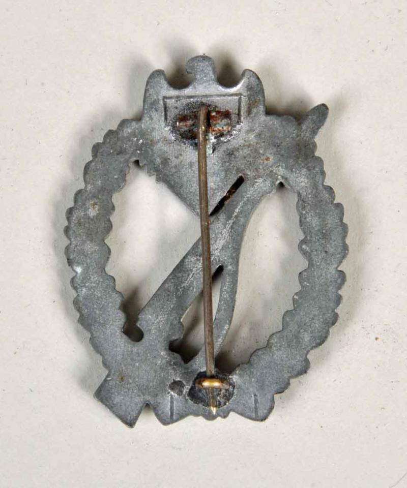 Regimentals | GERMAN WWII INFANTRY ASSAULT BADGE IN SILVER.