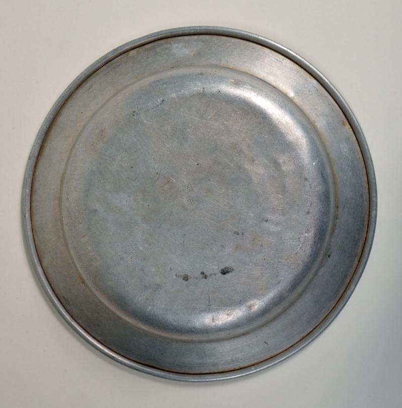 Regimentals | GERMAN WWII LUFTWAFFE ISSUE ALUMINIUM PLATE.