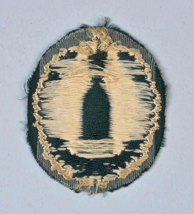 Regimentals | GERMAN WWII ARTILLERY GUN LAYER QUALIFICATION PATCH.