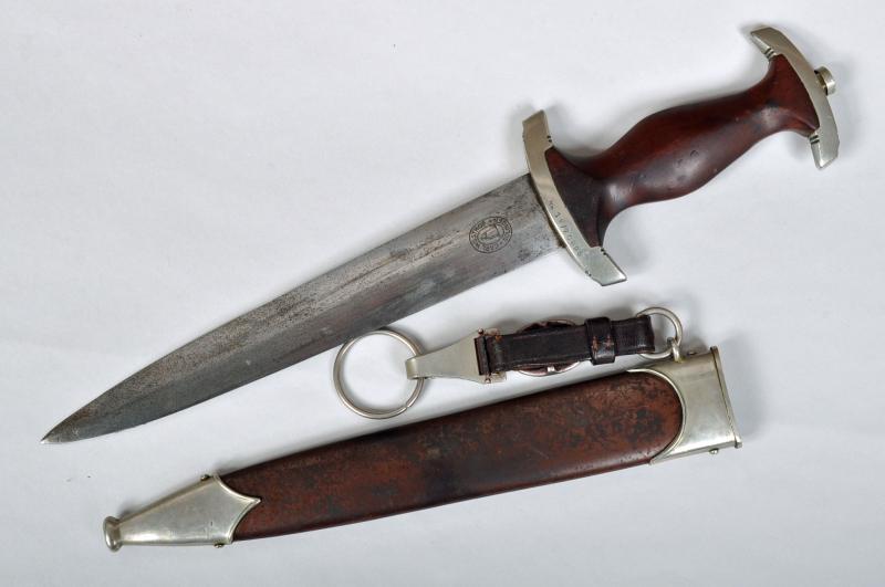Regimentals | GERMAN WWII SA MODEL 33 MANS DAGGER.