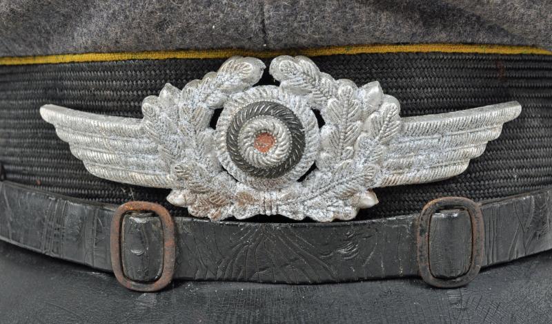 Regimentals | GERMAN WWII LUFTWAFFE ENLISTED MANS FLIGHT SECTION VISOR CAP.