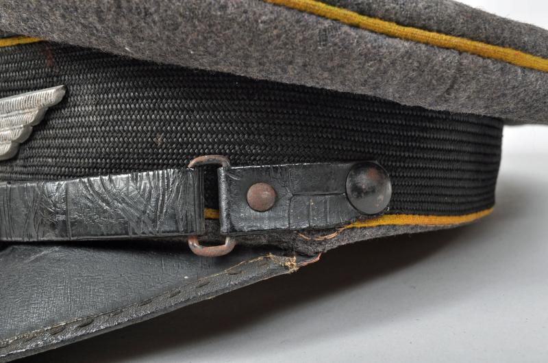Regimentals | GERMAN WWII LUFTWAFFE ENLISTED MANS FLIGHT SECTION VISOR CAP.