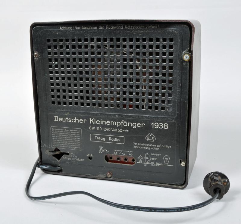 Regimentals | GERMAN WWII VOLKS RADIO.