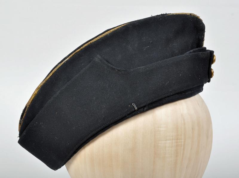 Regimentals | BRITISH WELSH REGIMENT OVERSEAS CAP.