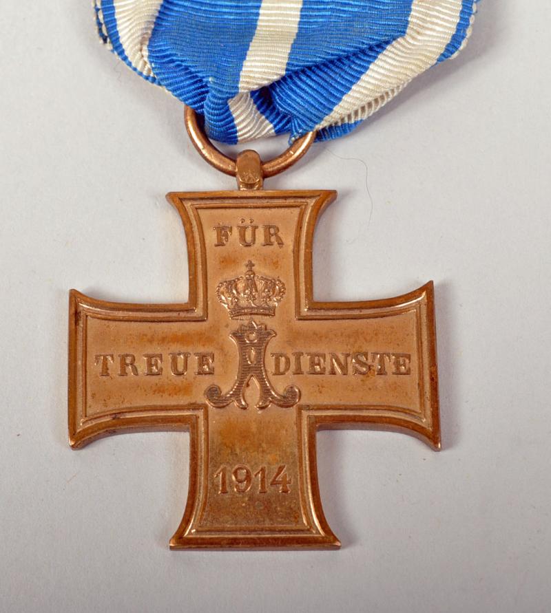 Regimentals | GERMAN WWI SCHAUMBURG-LIPPE 1914-18 WAR CROSS FOR COMBATANTS.