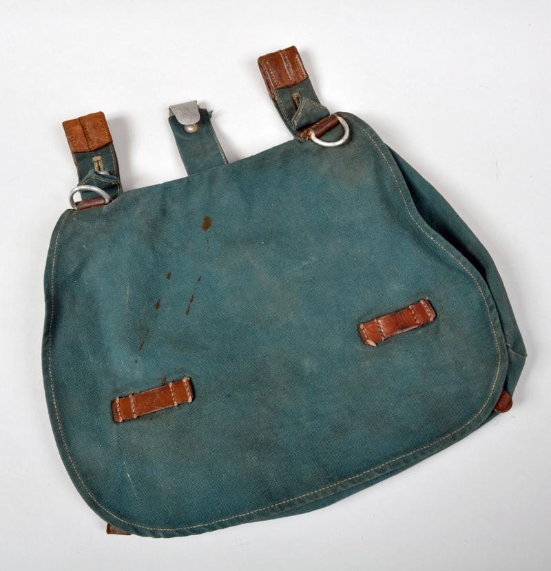 Regimentals | GERMAN WWII POLICE BREAD BAG.