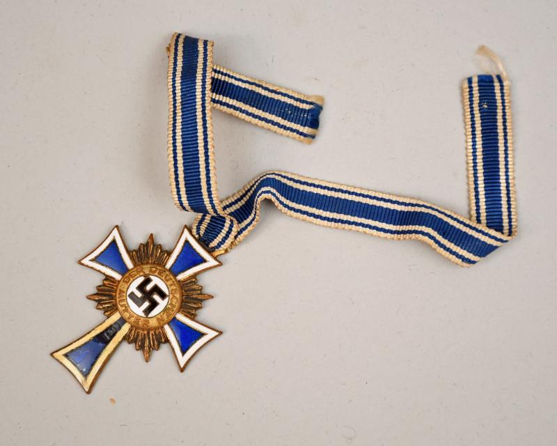 Regimentals | GERMAN WWII MOTHERS CROSS IN BRONZE.