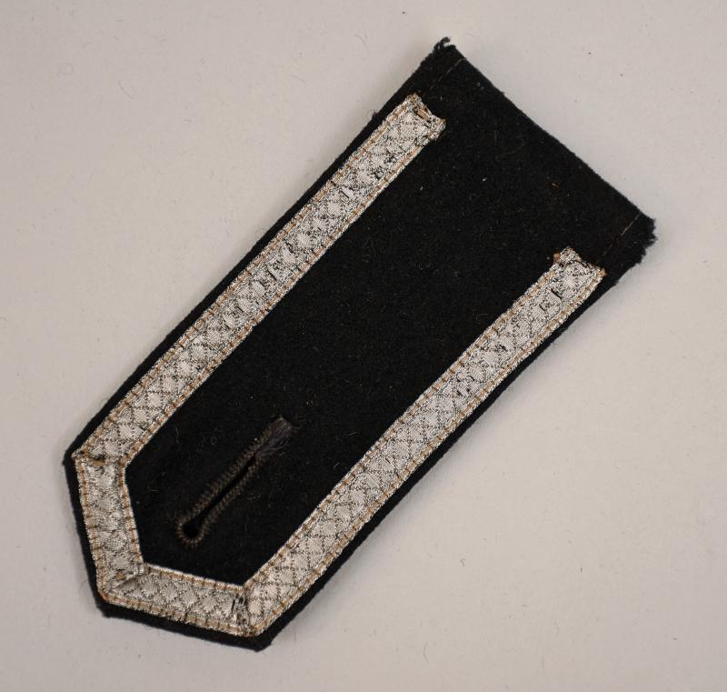 Regimentals | GERMAN WWII EARLY SS VT SHOULDER BOARD.