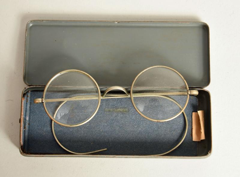 Regimentals | GERMAN WWII SERVICE SPECTICLES.