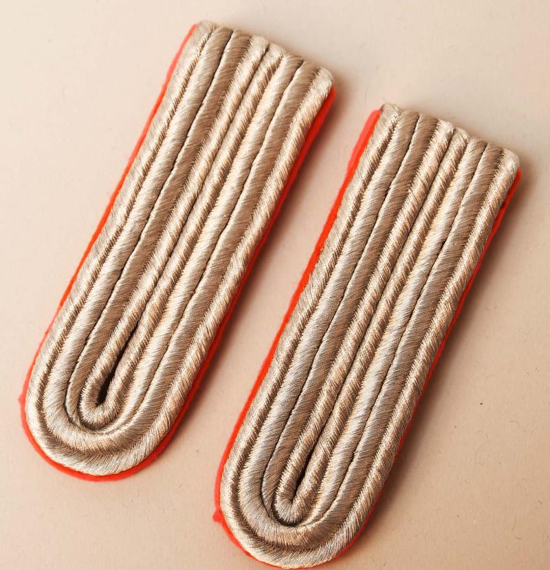 Regimentals | GERMAN WWII LUFTWAFFE UNISSUED SHOULDER BOARDS.
