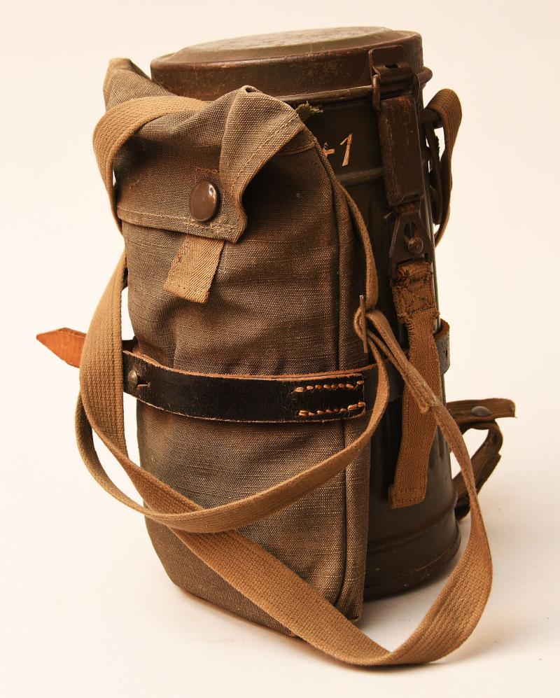 Regimentals | GERMAN WWII ARMED FORCES GAS MASK & GAS CASE SET.