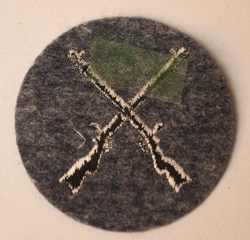 Regimentals | GERMAN WWII LUFTWAFFE ARMOURER TRADE PATCH.