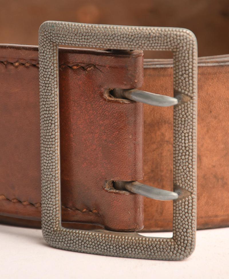 Regimentals | GERMAN WWII OFFICERS DOUBLE CLAW BELT.
