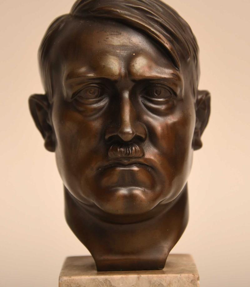Regimentals | GERMAN WWII ADOLF HITLER HEAD FITTED TO A MARBLE BASE.