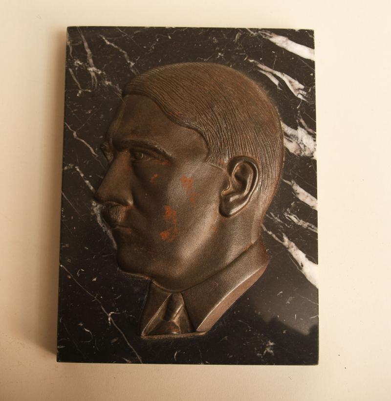 Regimentals | GERMAN WWII HITLER HEAD ON MARBLE BASE.