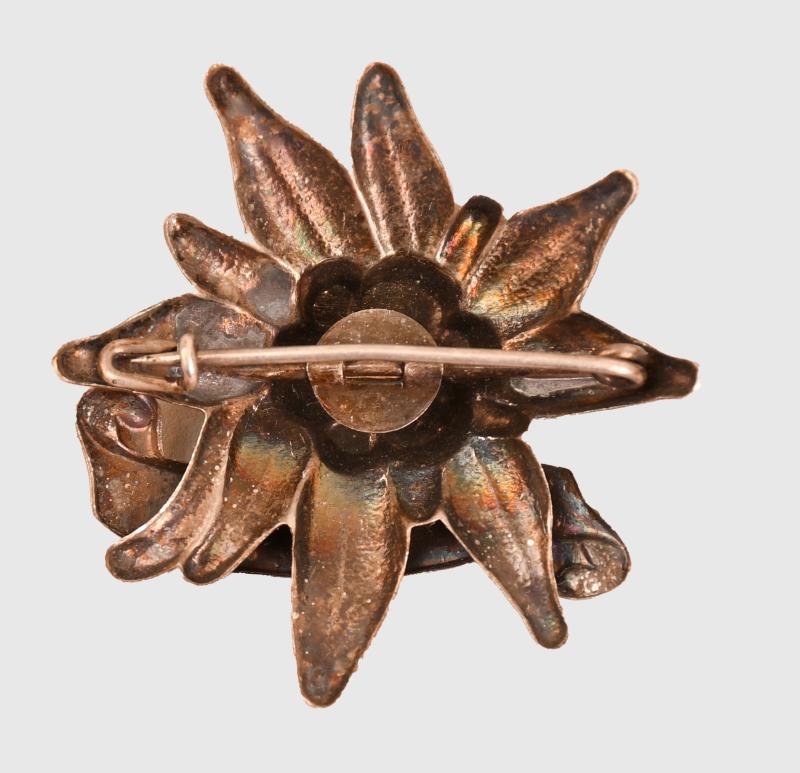 Regimentals | GERMAN WWII EDELWEISS BADGE WITH SCROLL ZUGSPITZE 2966M.