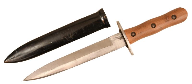Regimentals | ITALIAN WWII FIGHTING KNIFE.