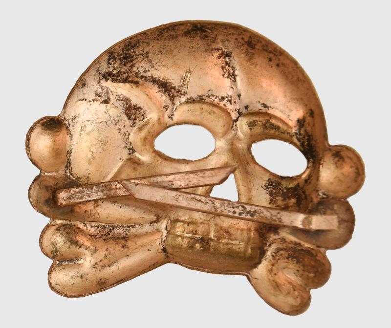 Regimentals | GERMAN WWII JAWLESS SKULL FOR AN SS CAP.